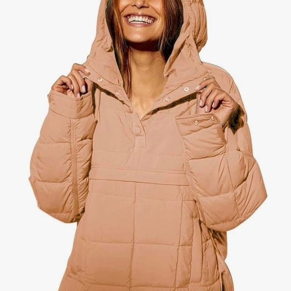 The Unbranded Brand | Jackets & Coats | Nwt Quilted Pullover Women ...